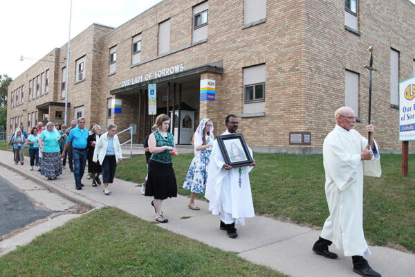 Parish processes on feast day - Superior Catholic Herald