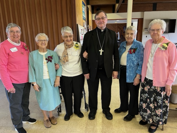 Sisters celebrate Jubilees, meet with Bishop Powers - Superior Catholic ...